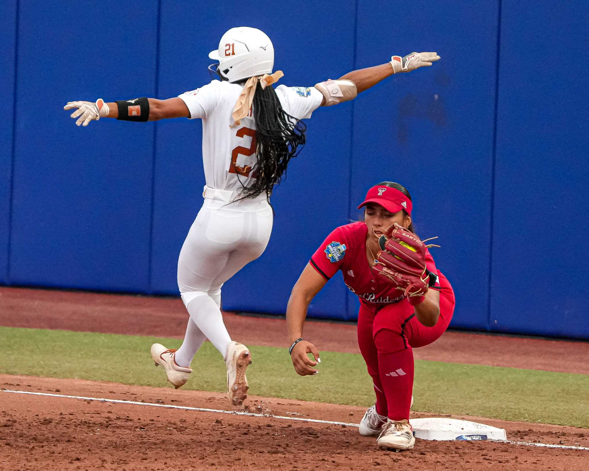 Women's College World Series highlights: Texas softball wins title