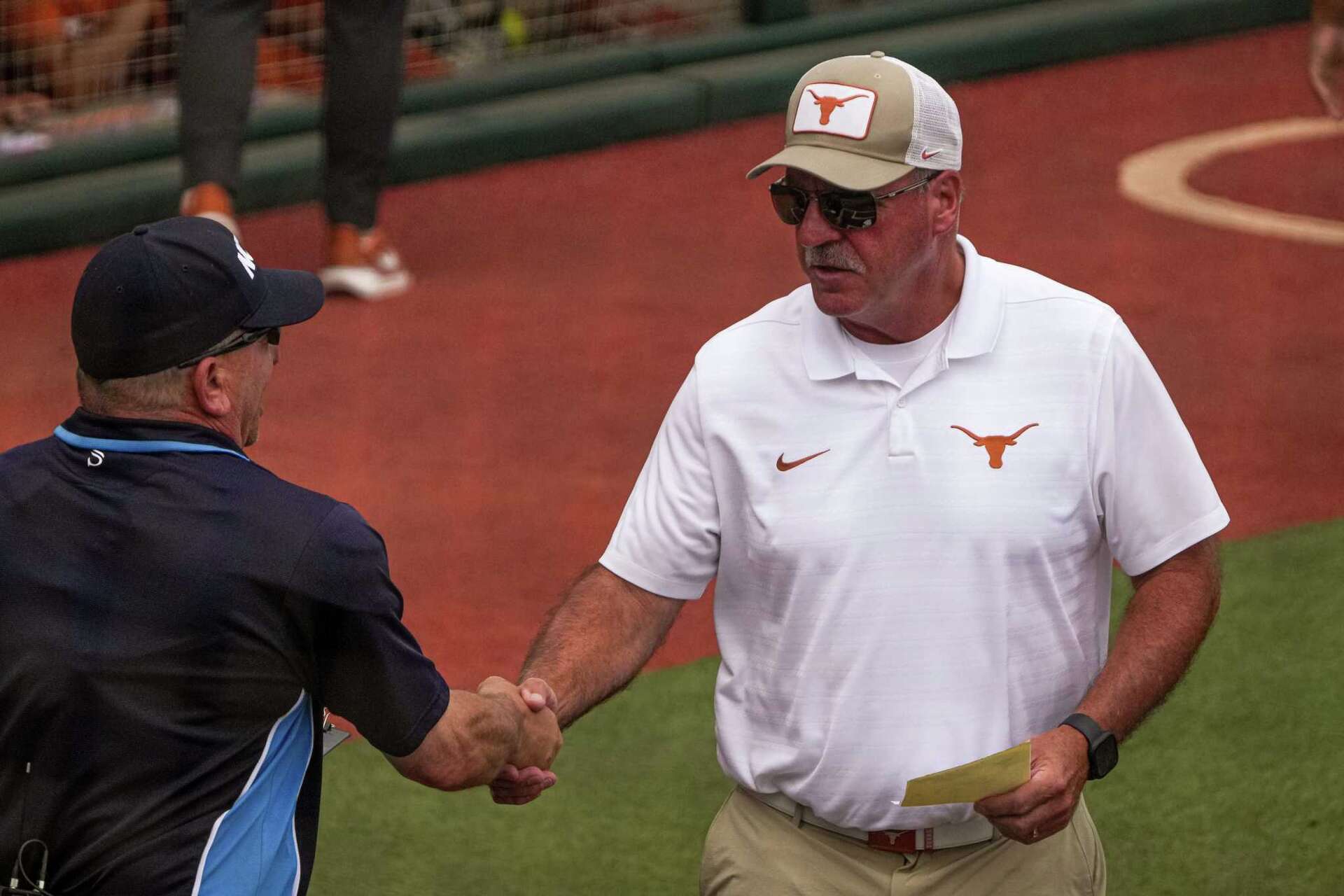 In Texas softball's win over UCF, ace Teagan Kavan showed glimpses of ...