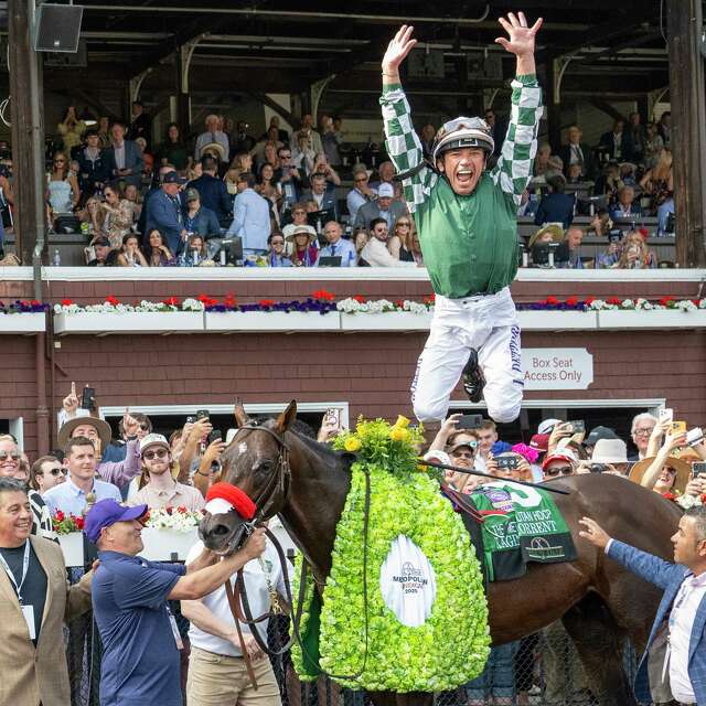 Raging Torrent outlasts Fierceness in Met Mile