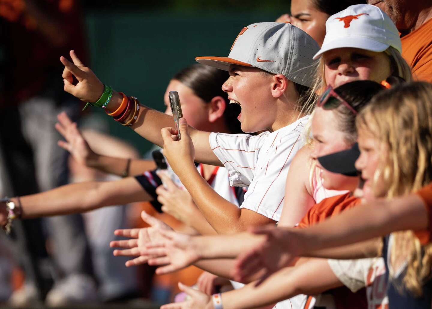 Teagan Kavan, Reese Atwood lead NCAA title defense for Texas softball