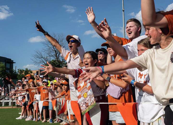 Texas softball signing day: What players signed with Longhorns?