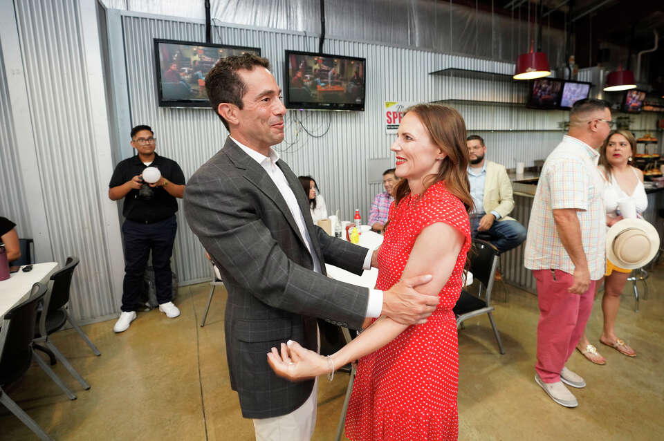 Galvan, Meza Gonzalez and Spears win Districts 6, 8 and 9