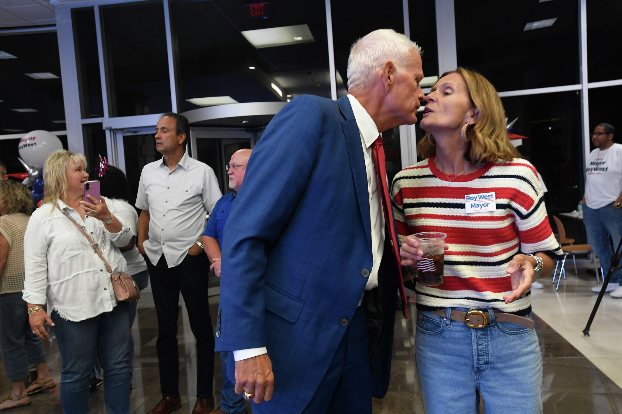 Roy West edges Robin Mouton in Beaumont mayor run-off