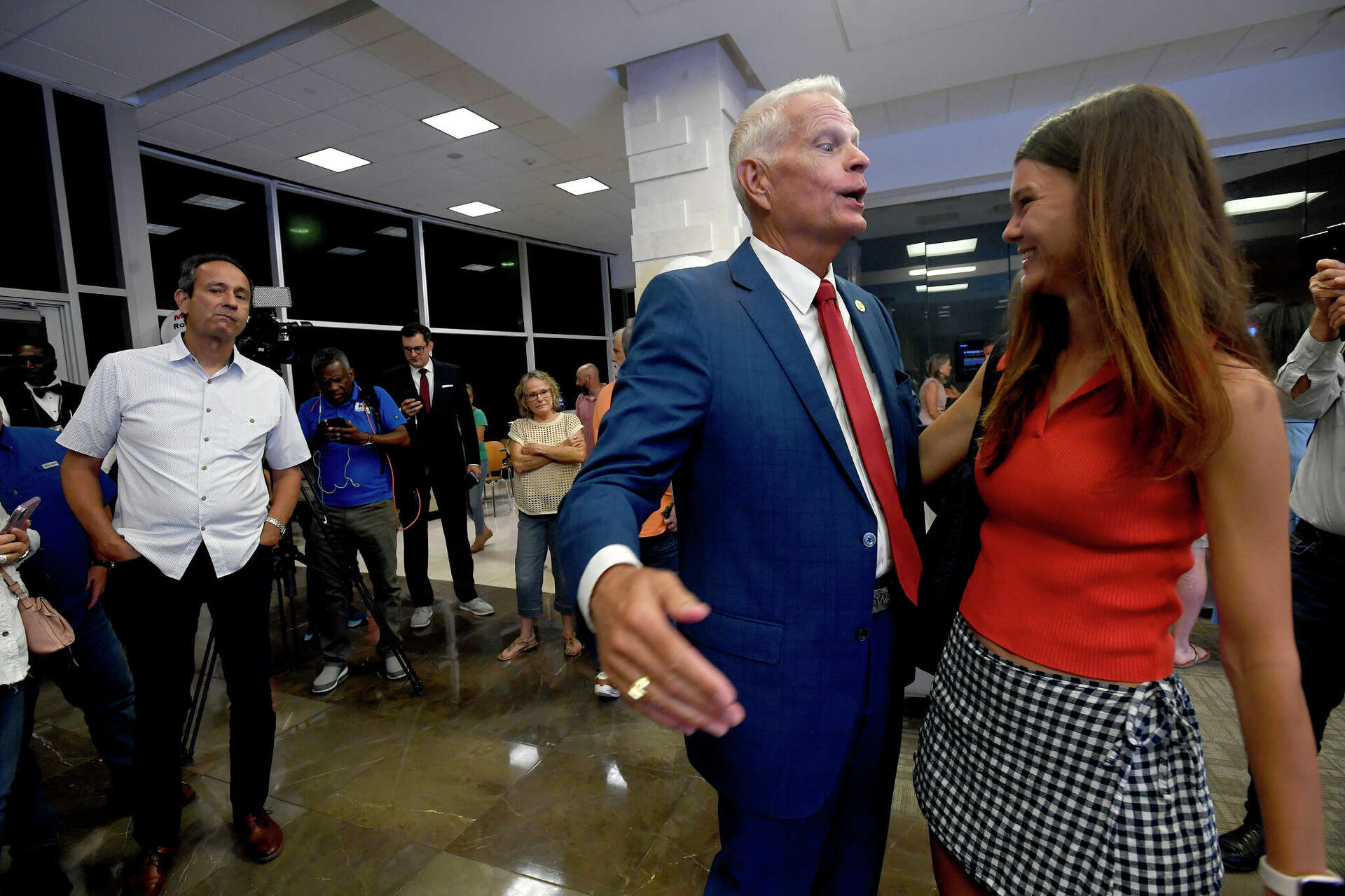 Roy West edges Robin Mouton in Beaumont mayor run-off