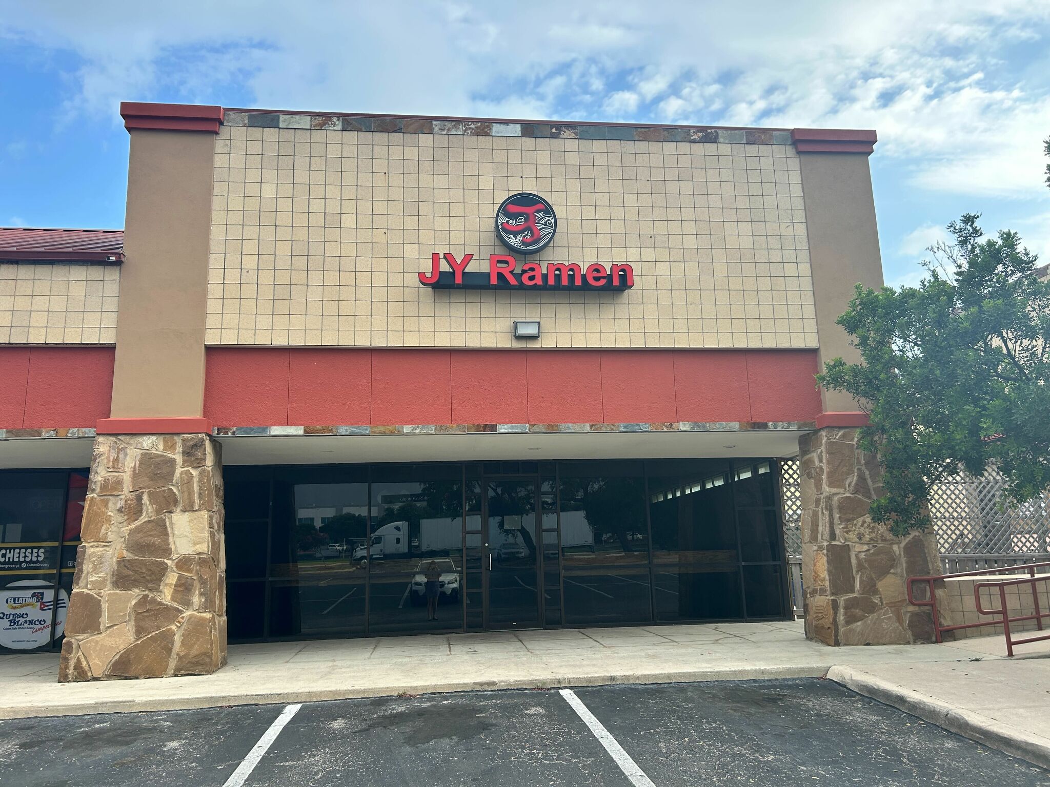 The first Bojangles location in San Antonio is now open