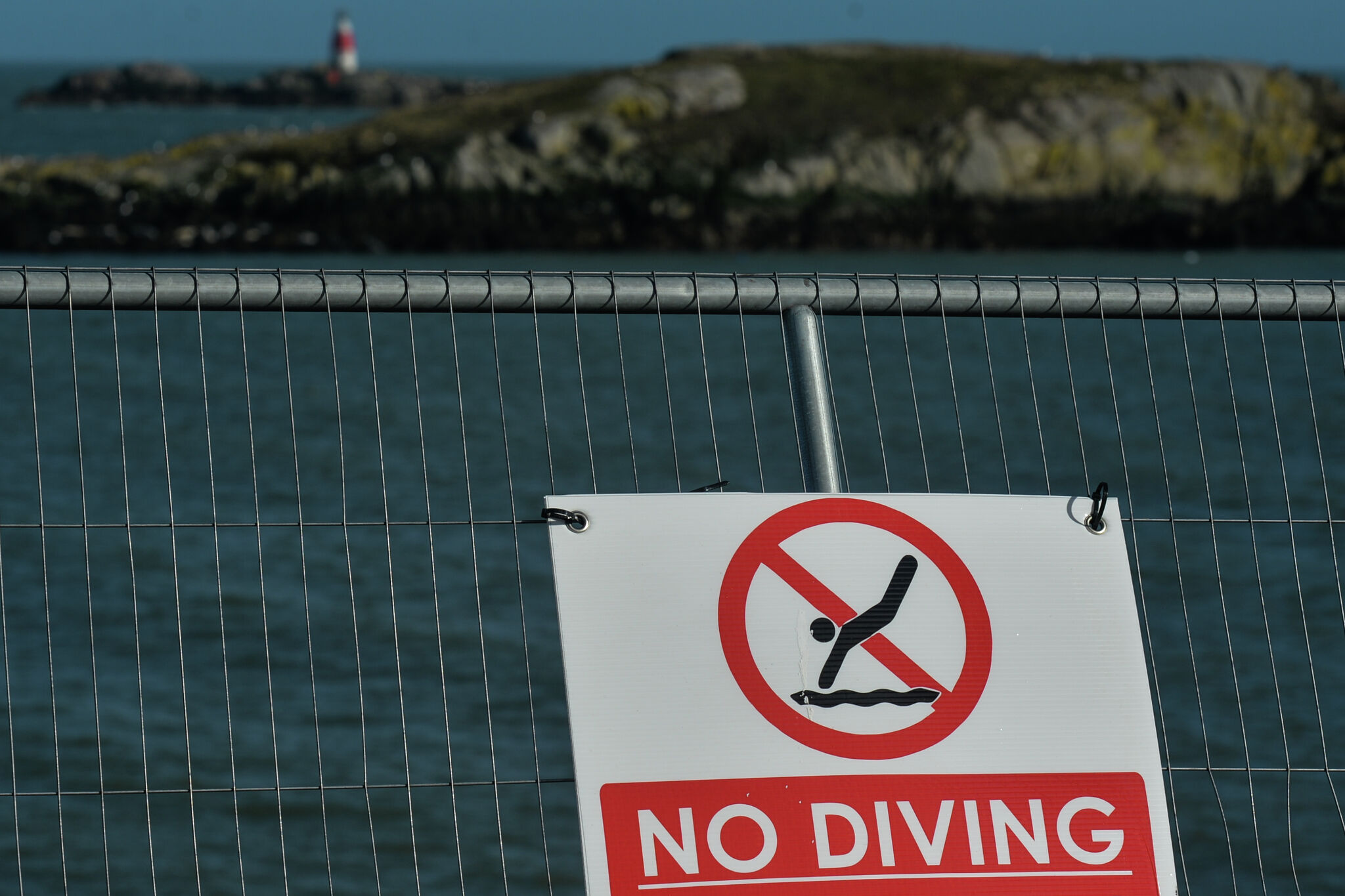 Man critically injured in Texas Hill Country dam diving accident