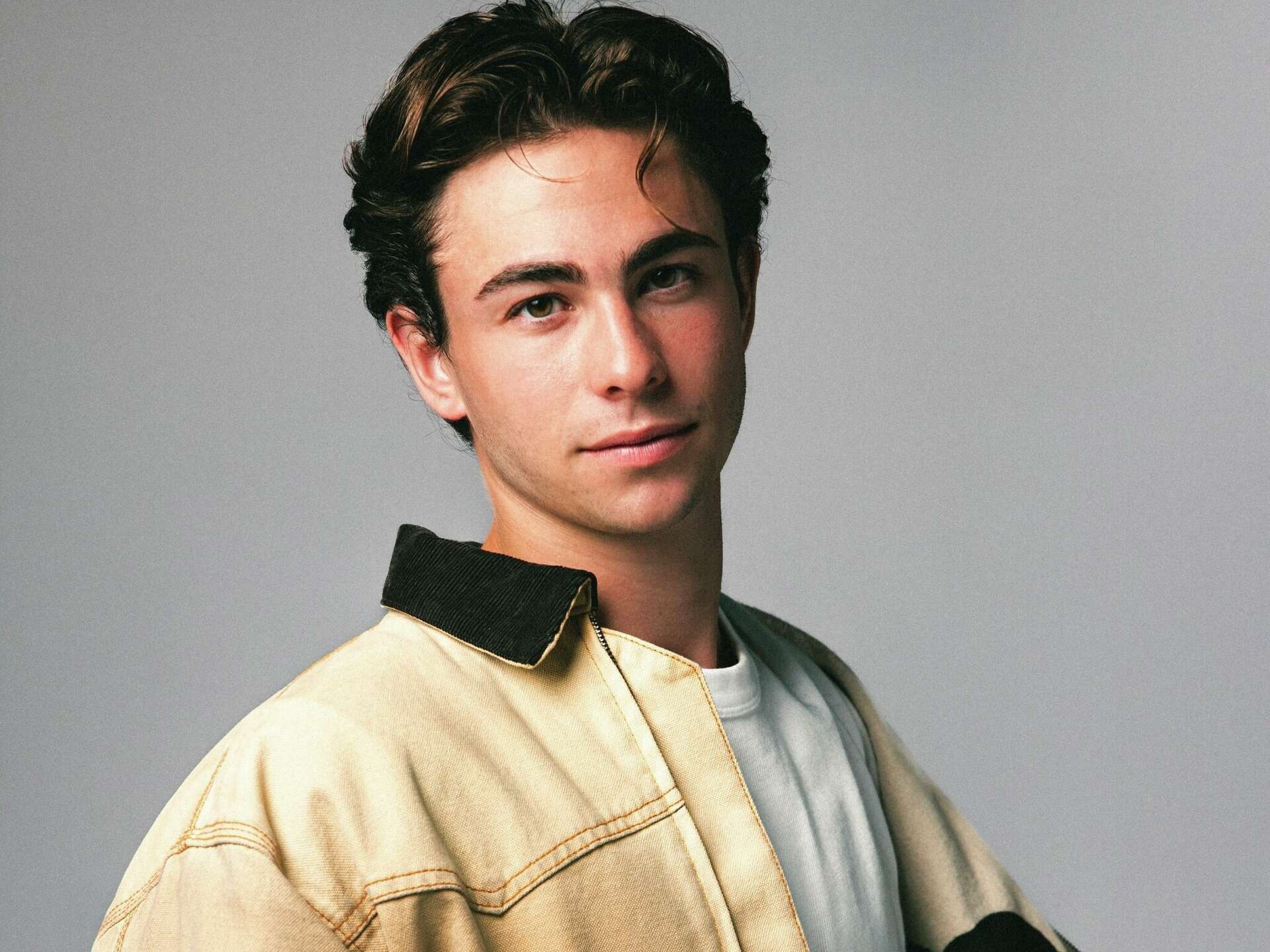 19-year-old musician's 'East Coast Summers' featured in Starbucks ad