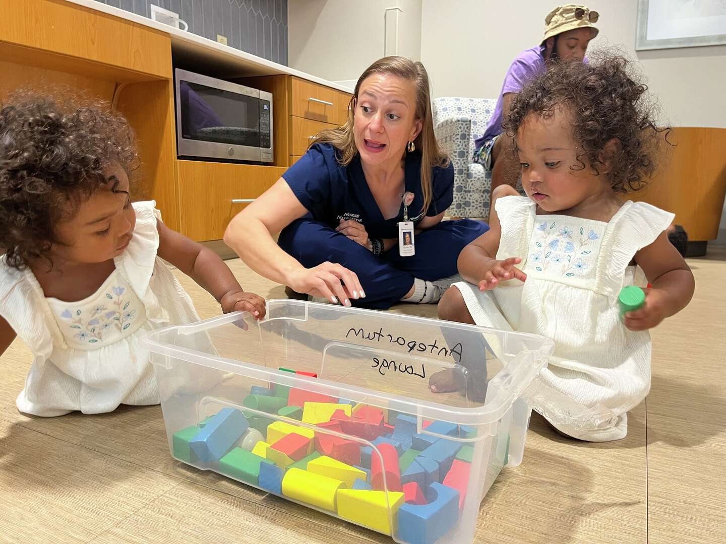 Twins survive after sharing one placenta, amniotic sac in North Austin