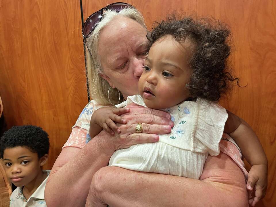 Twins survive after sharing one placenta, amniotic sac in North Austin