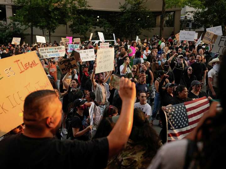 Texas National Guard pulling troops from border for protest response