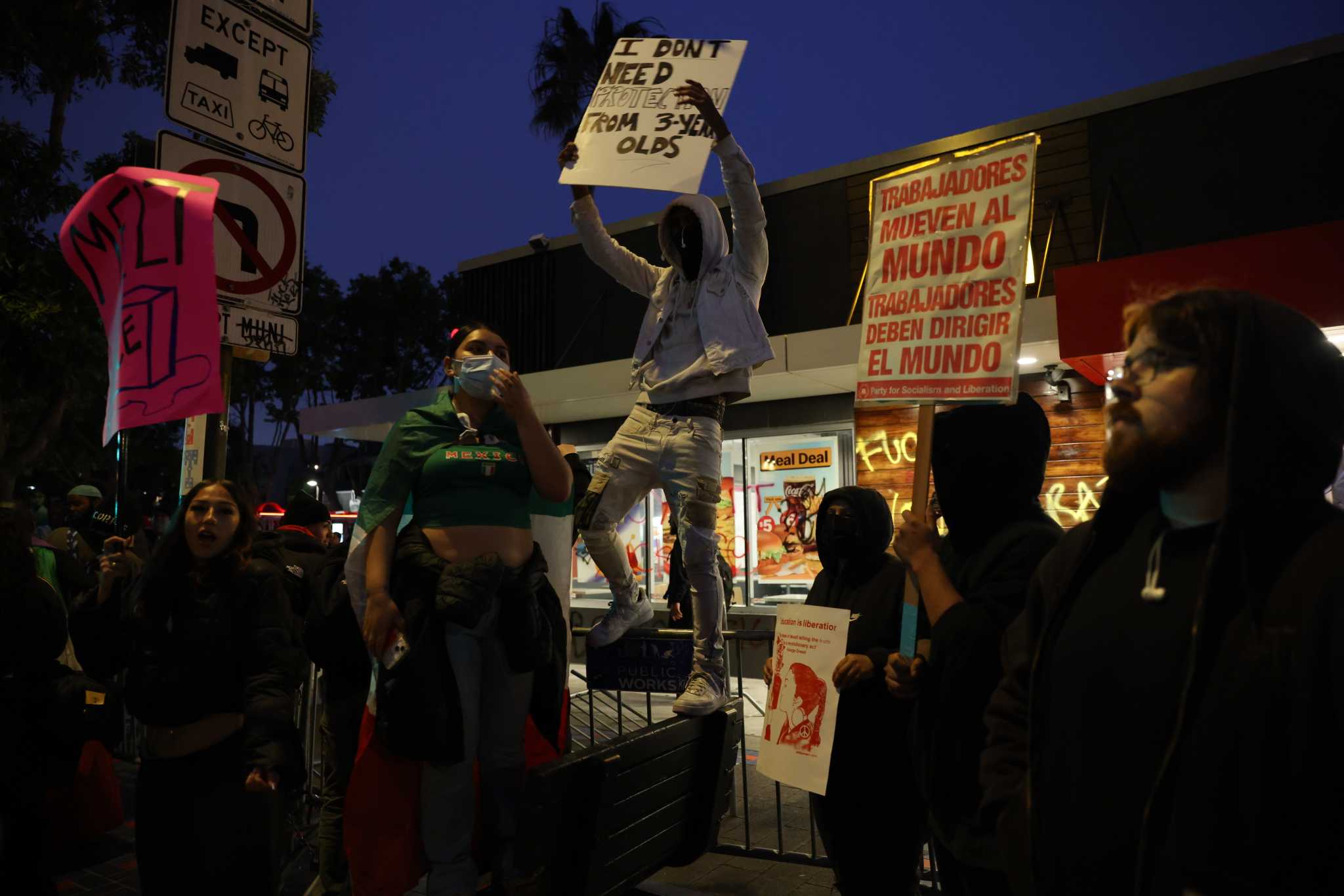 Thousands protest in S.F. as president sends more troops to L.A.