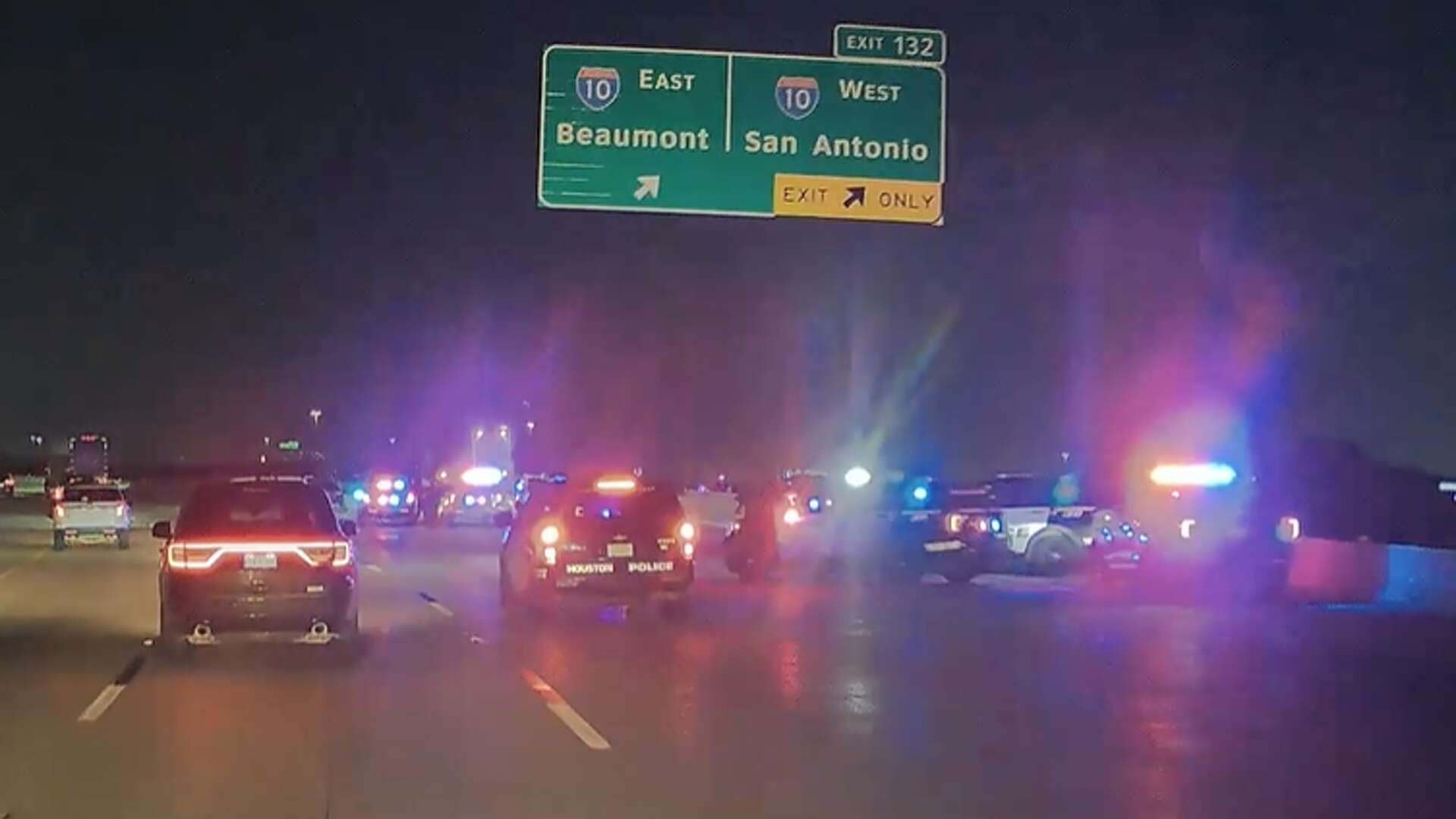 Traffic clear at I-69, I-10 near downtown Houston after fatal crash