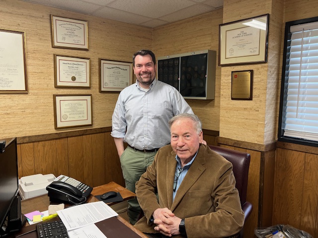 Grondahl: Dr. Robert Holub joins dad’s Alzheimer’s research practice