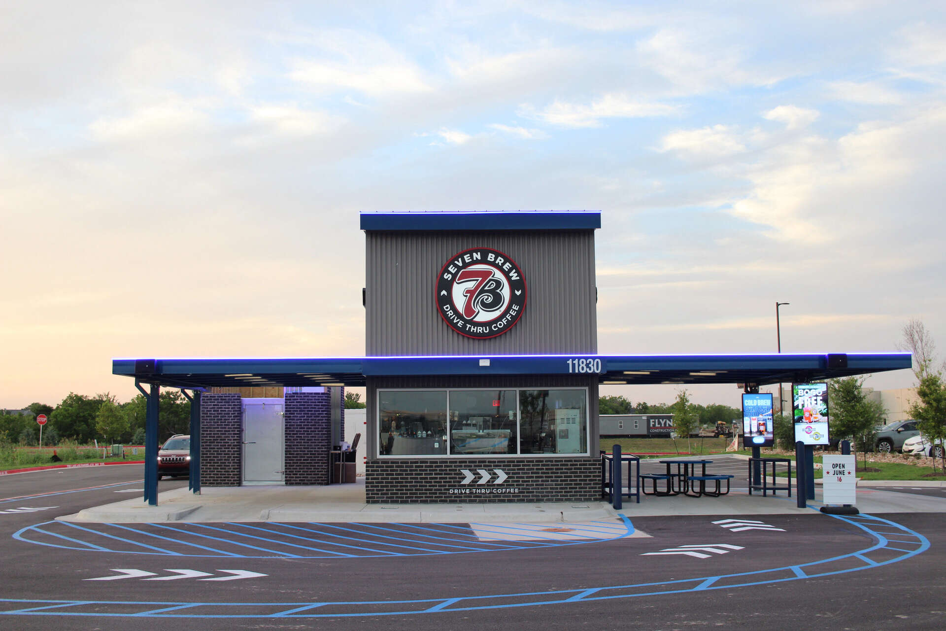 Drive-thru coffee chain 7 Brew to open latest stand in Manor