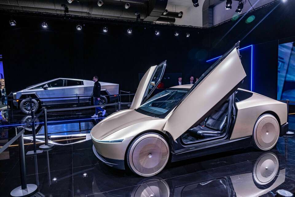 Tesla robotaxis begin limited, supervised rollout in Austin