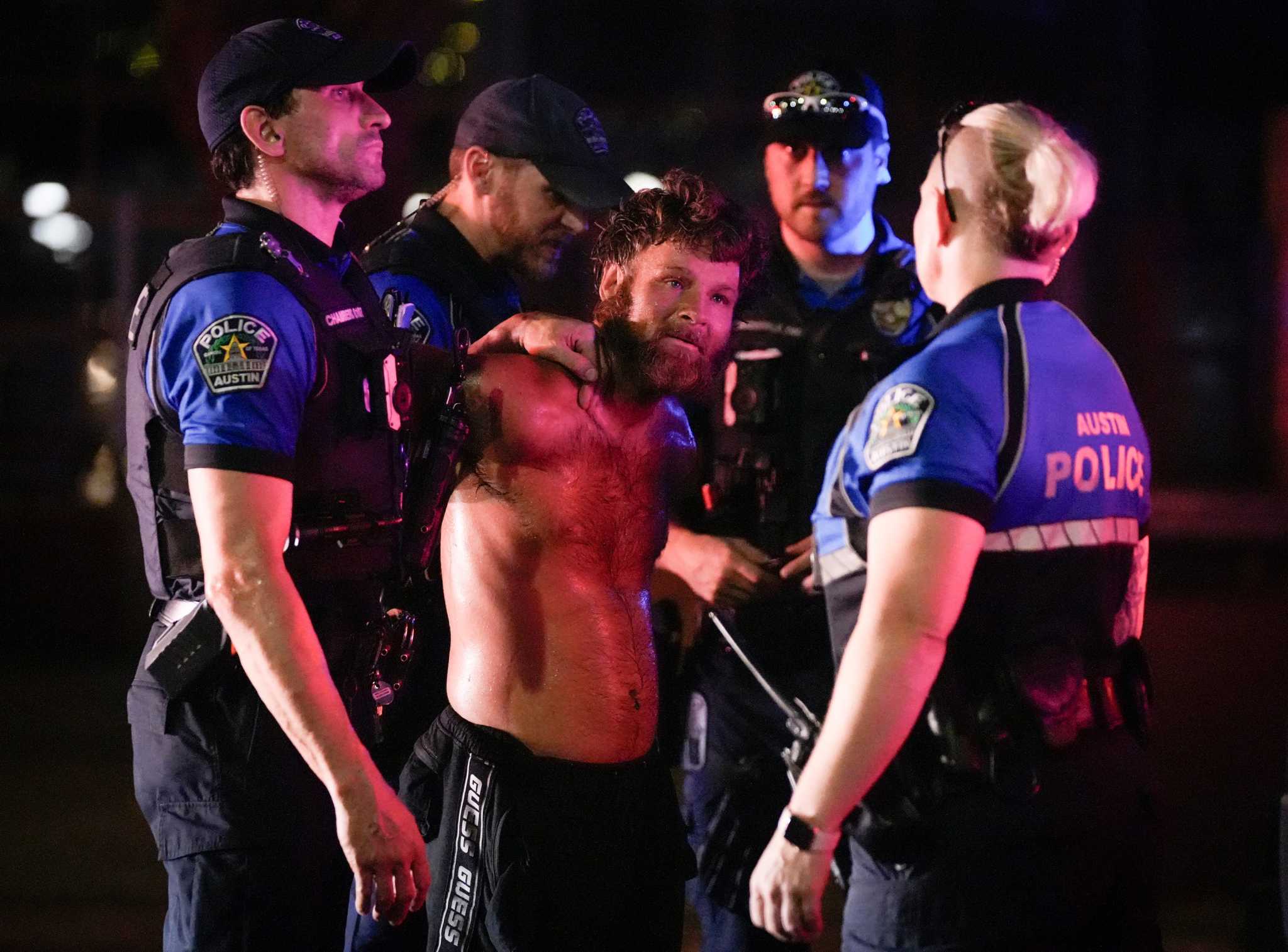 Austin police chief promises restraint ahead of anti-Trump protest