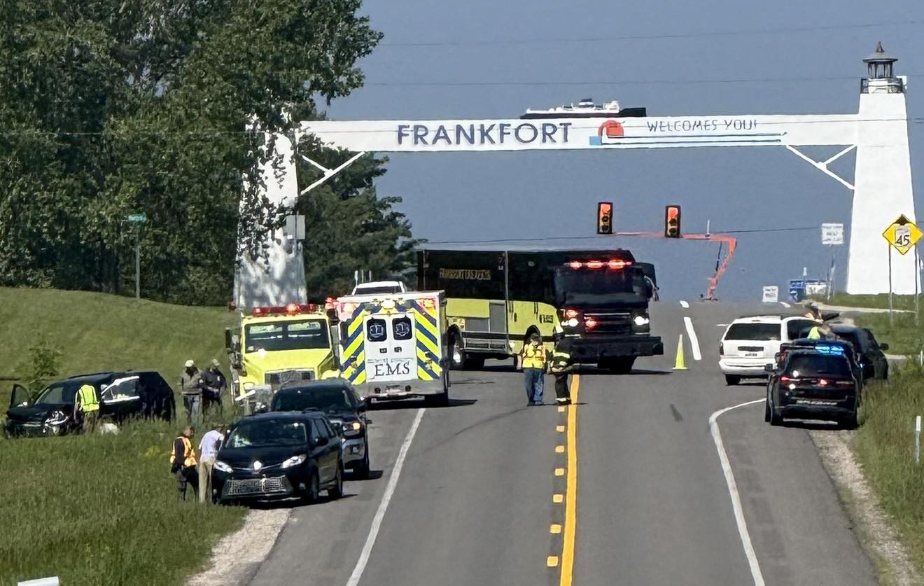 Frankfort Highway temporarily shut down after two-vehicle crash