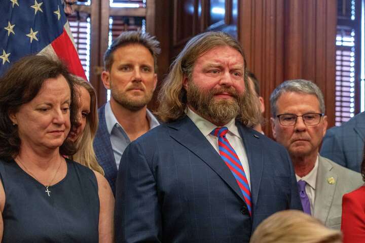 Texas invests $50M in psychedelic research for PTSD, opioid addiction