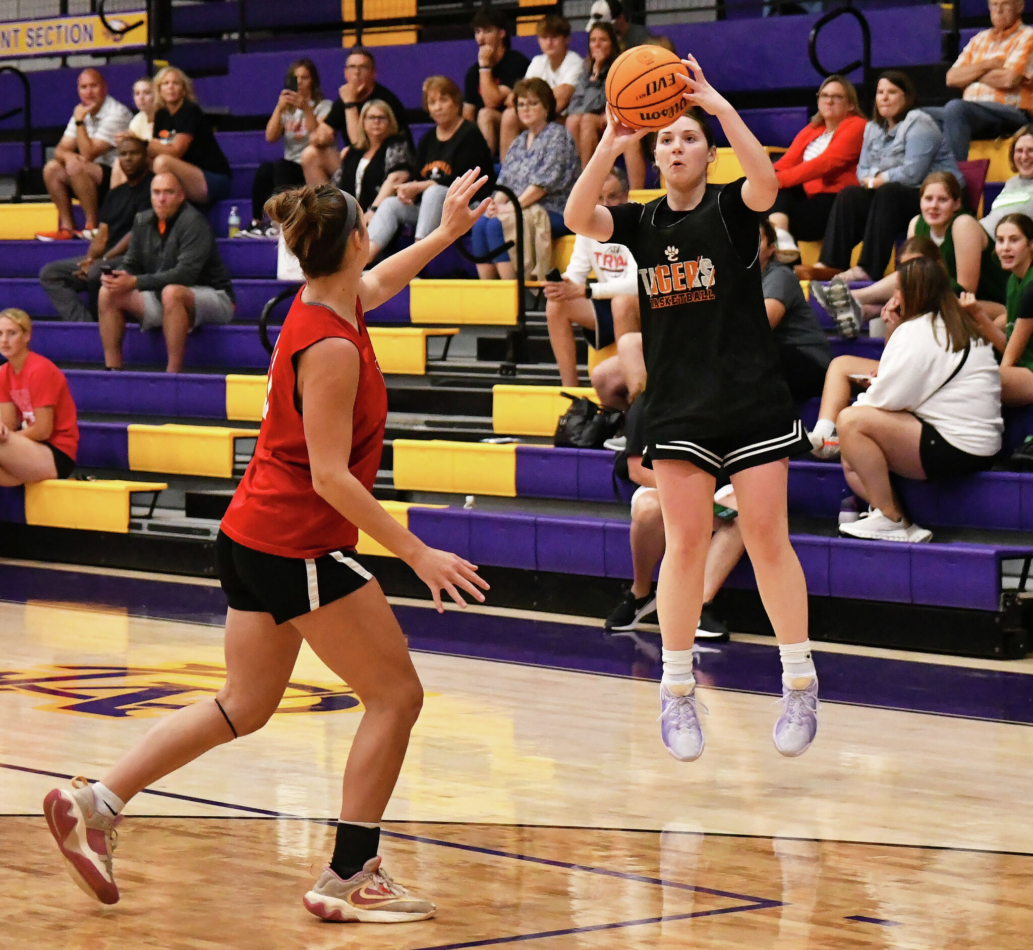 Edwardsville girls basketball hits the summer running