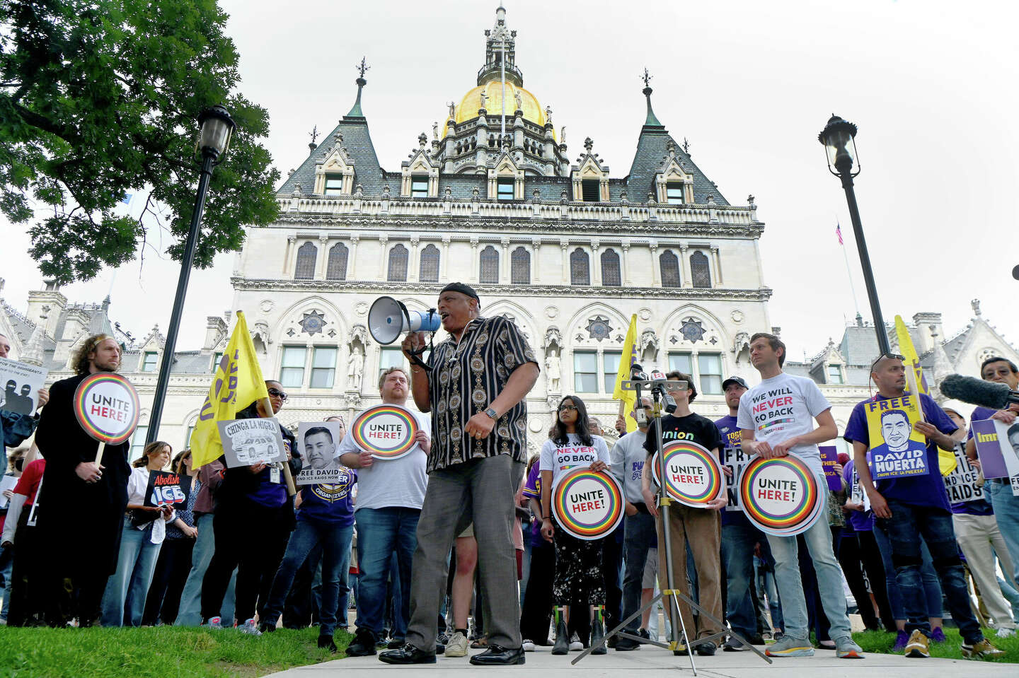 Protesters in Danbury denounce recent ICE detainments in city