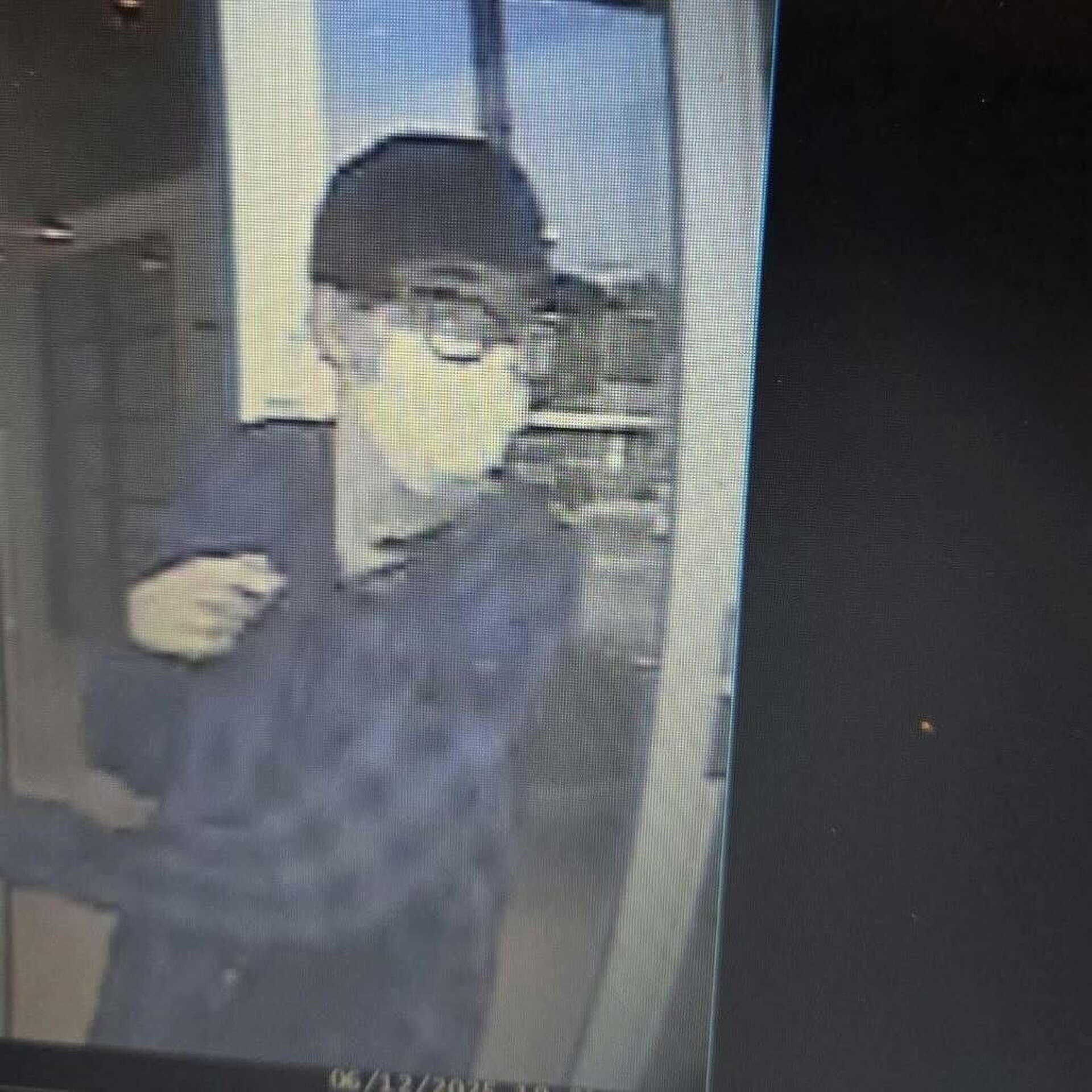 Father, son Groton bank robbery suspects now both dead, police say