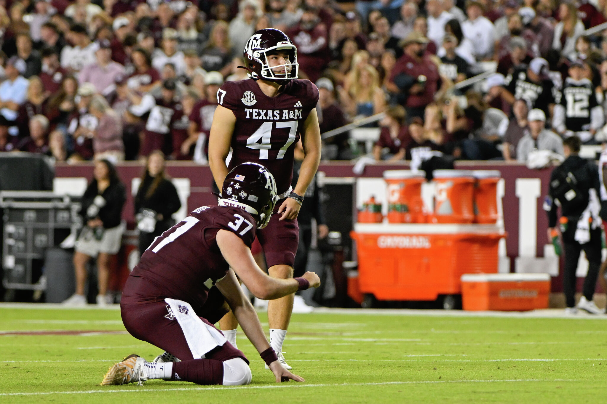 Texas A&M depth chart: STs Randy Bond, Tyler White bring stability