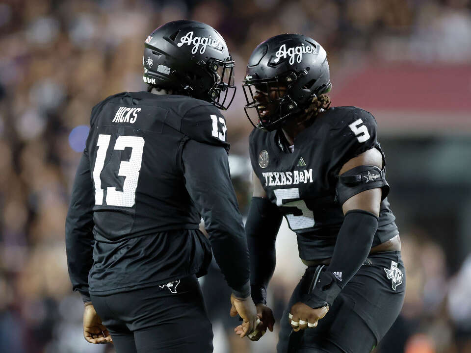 Texas A&M 2025 depth chart: Albert Regis, DJ Hicks lead the way