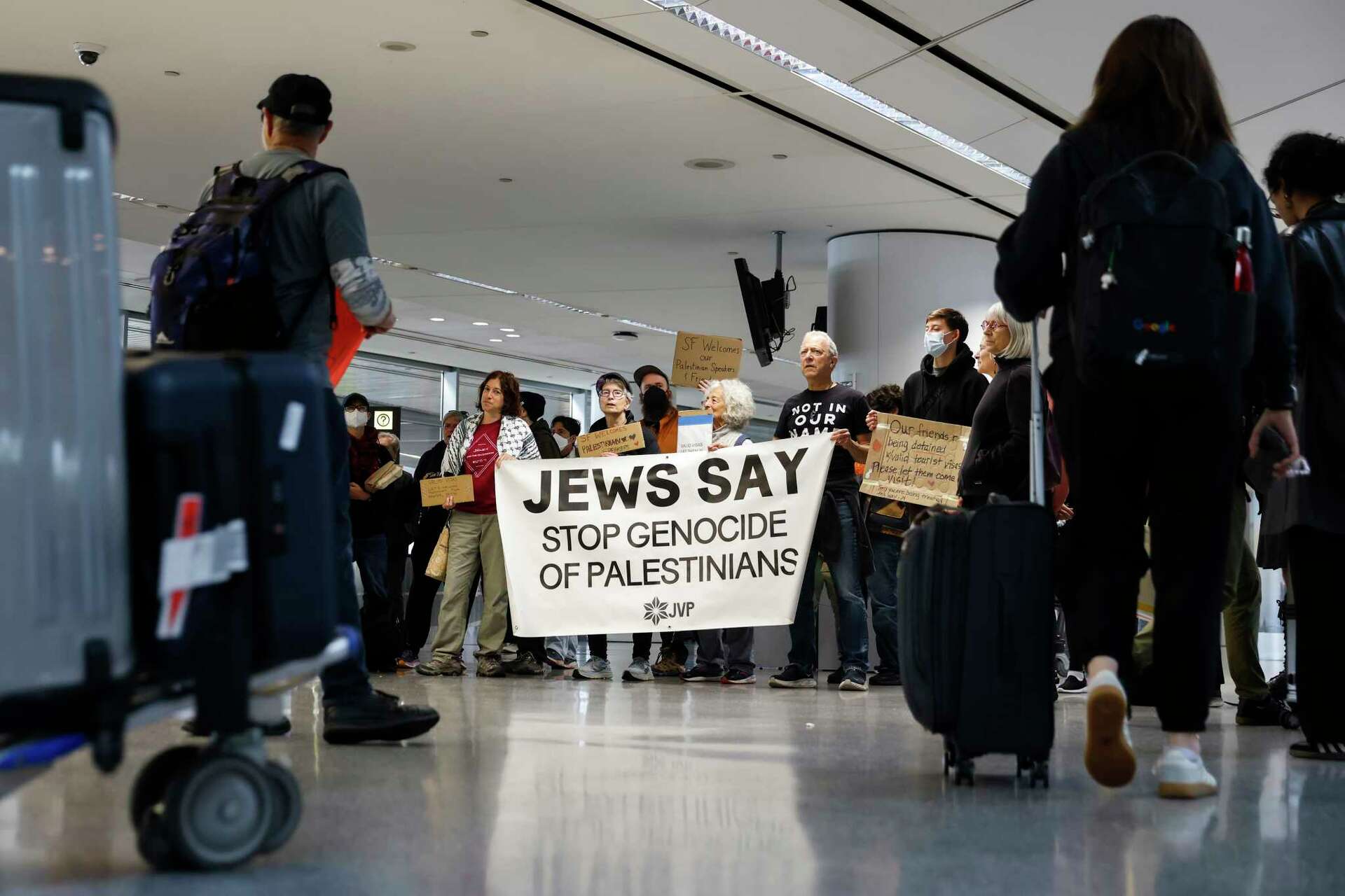 Feds detain two Palestinian visitors at SFO