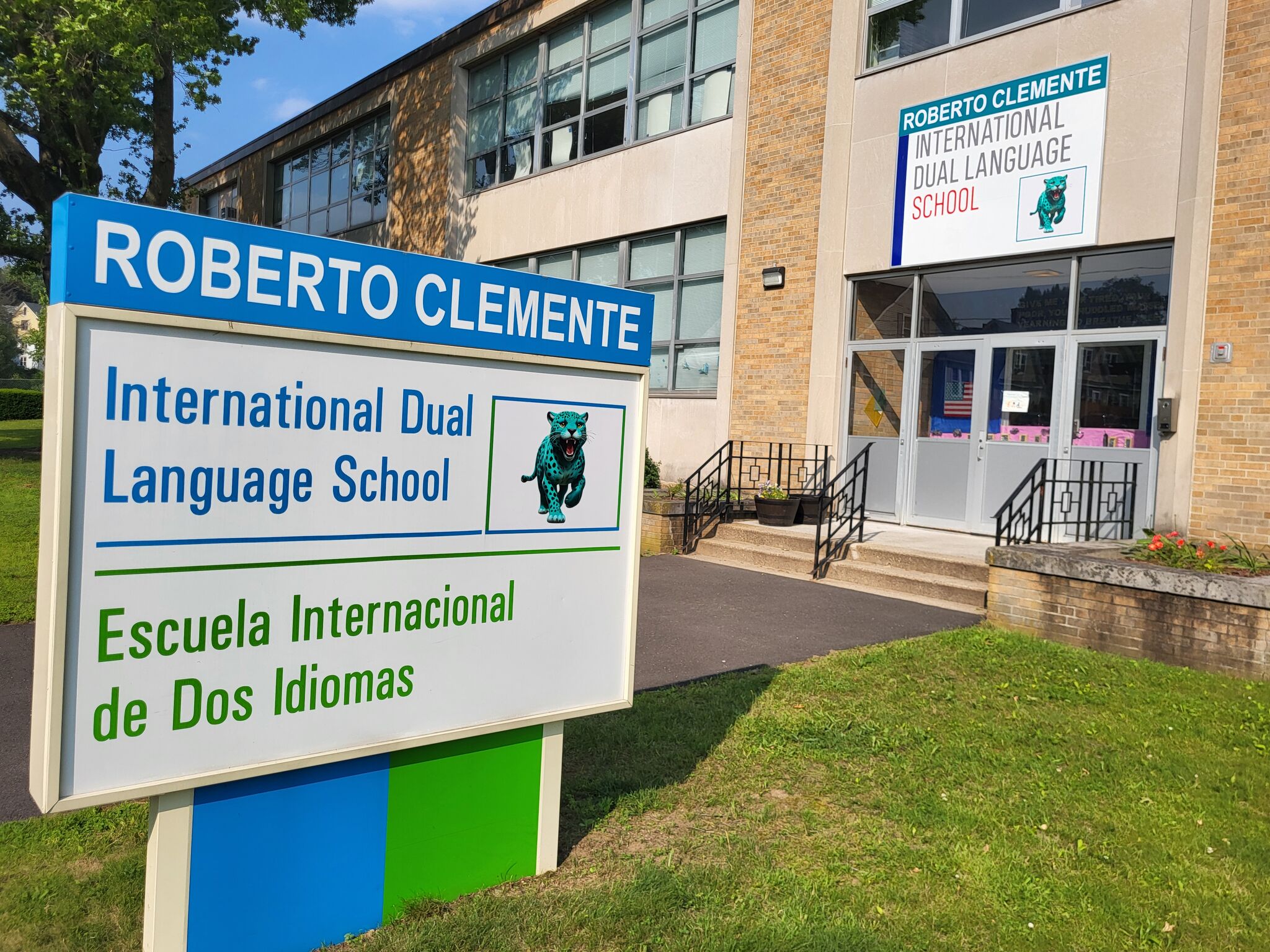 Waterbury OKs $37M expansion for Roberto Clemente school
