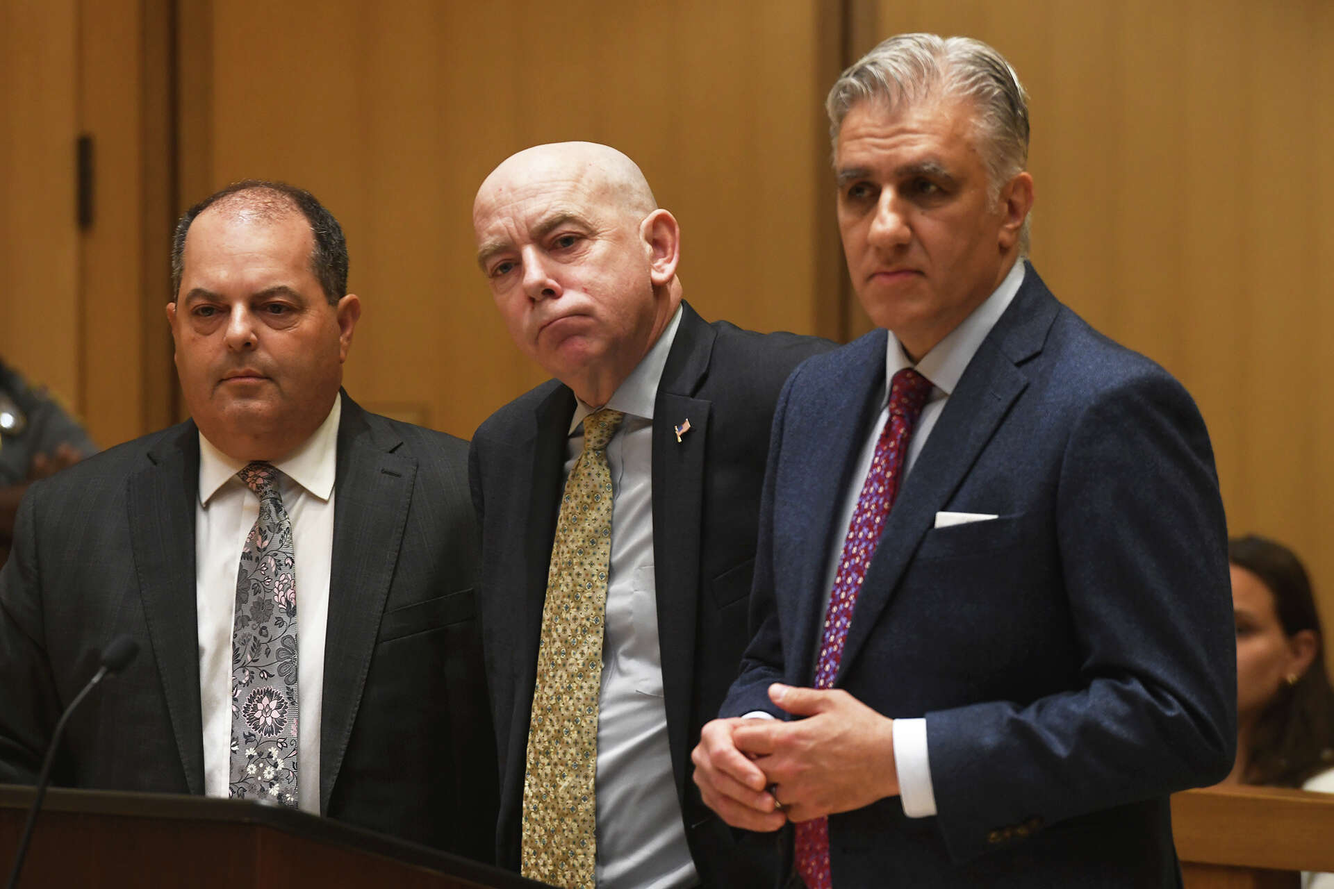 Judge suspends law license for former defendant in Jennifer Dulos case