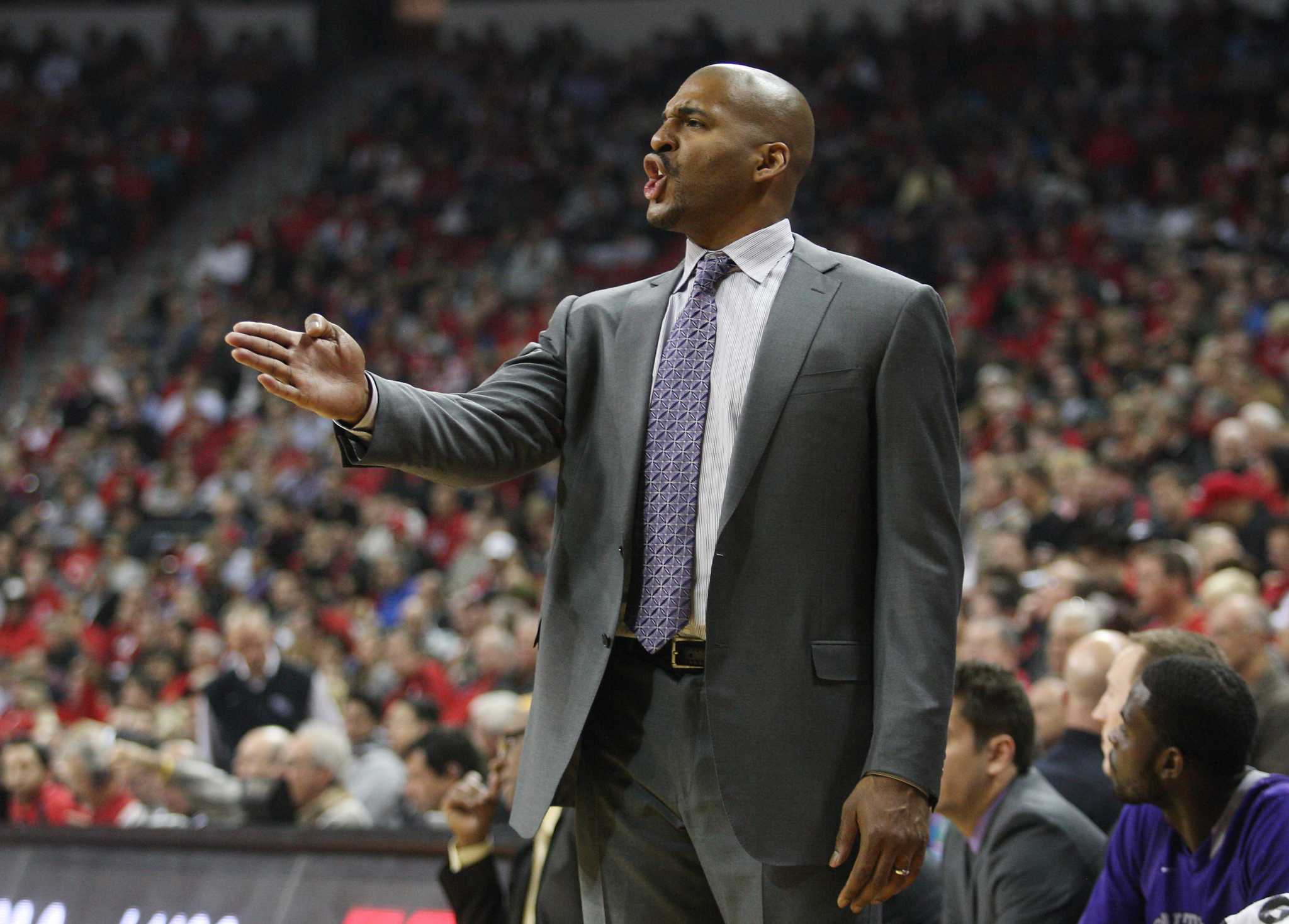 'Big Nasty' Corliss Williamson to join Spurs as assistant coach