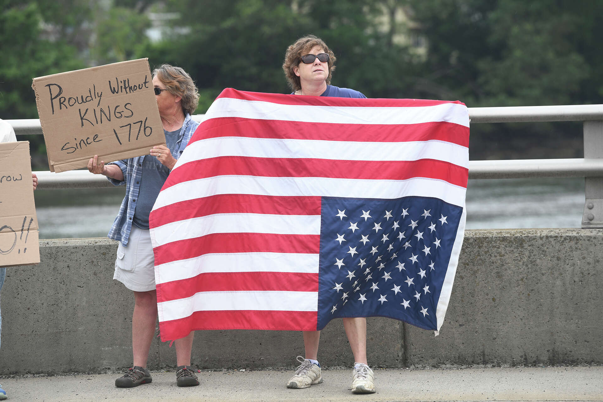 Thousands gathered for Connecticut 'No Kings' protests
