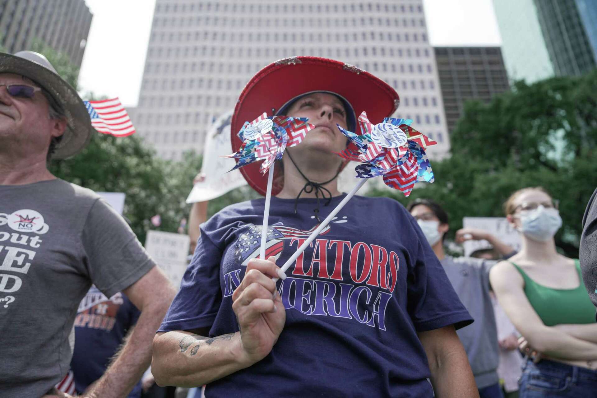 Houston No Kings protest draws more than 15K people, Whitmire says