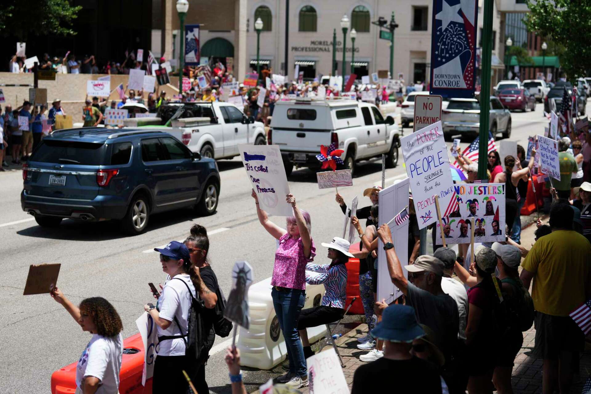 Houston No Kings protest draws more than 15K people, Whitmire says