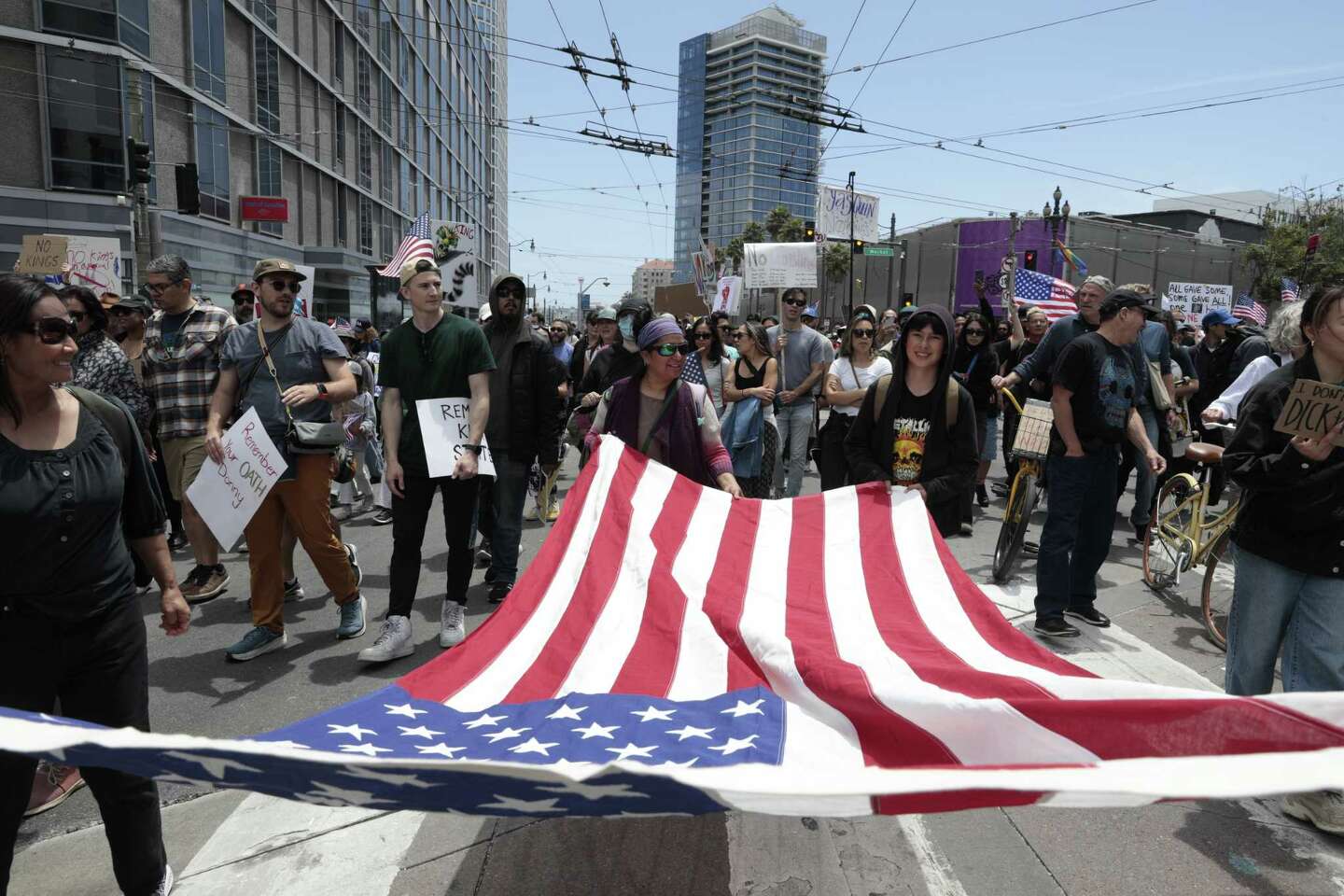 No Kings Day: Thousands pack Bay Area streets and parks to defy Trump