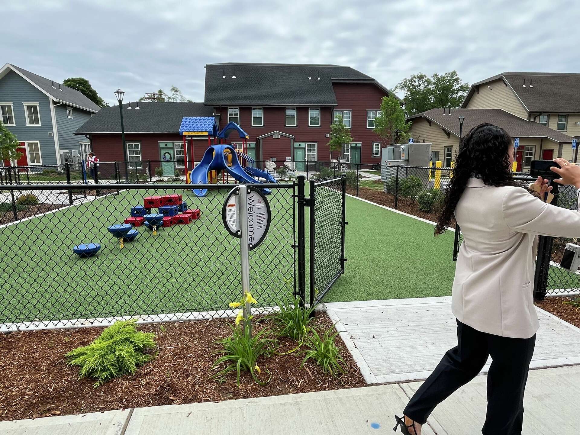 New Haven affordable housing complex re-knits city sections