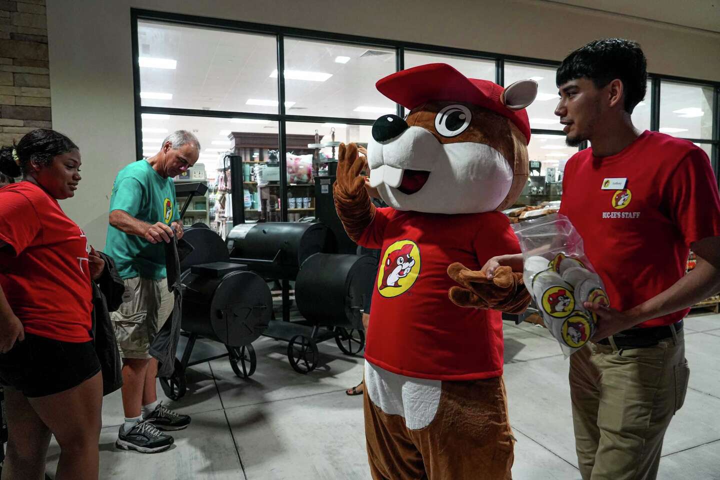 Tiny, standard and Texas-sized: Buc-ee’s size varies by stop