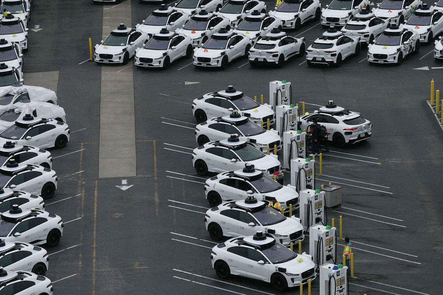 Waymo expands into several more Bay Area cities