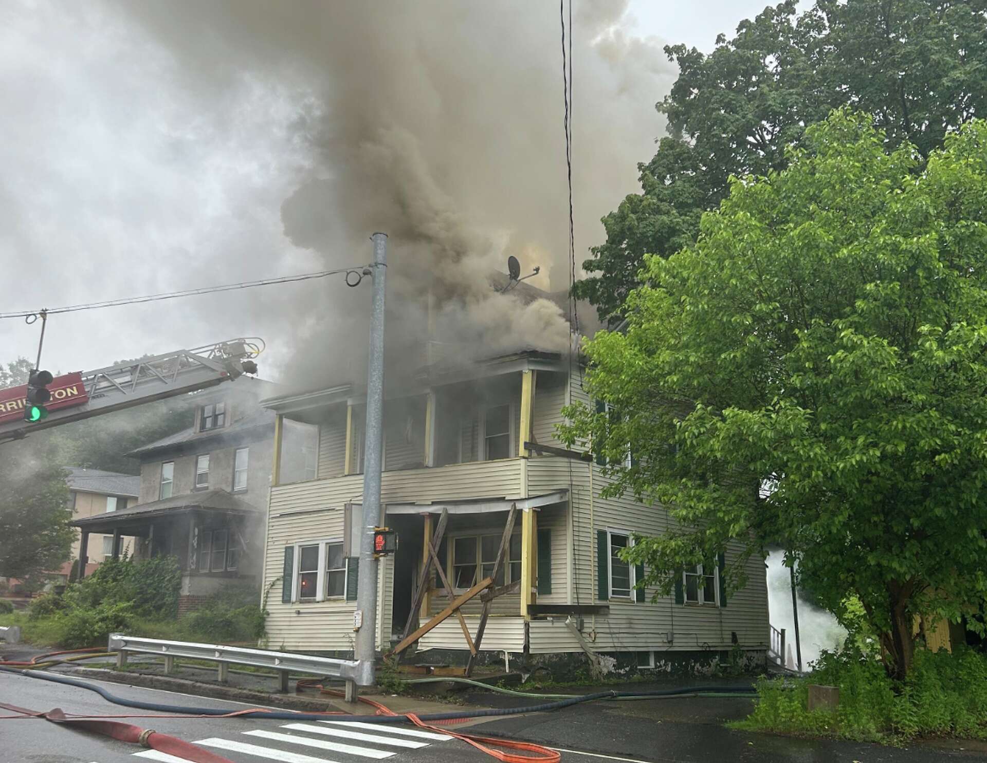 Crews extinguish Torrington house fire on East Main Street: Official