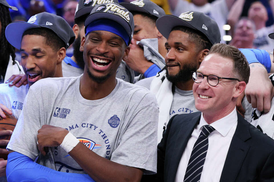In NBA front-office drama, Spurs’ boring continuity has its benefits