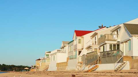 Owning a Long Beach, NY Summer Rentals Could Pay Your Mortgage Year-Round