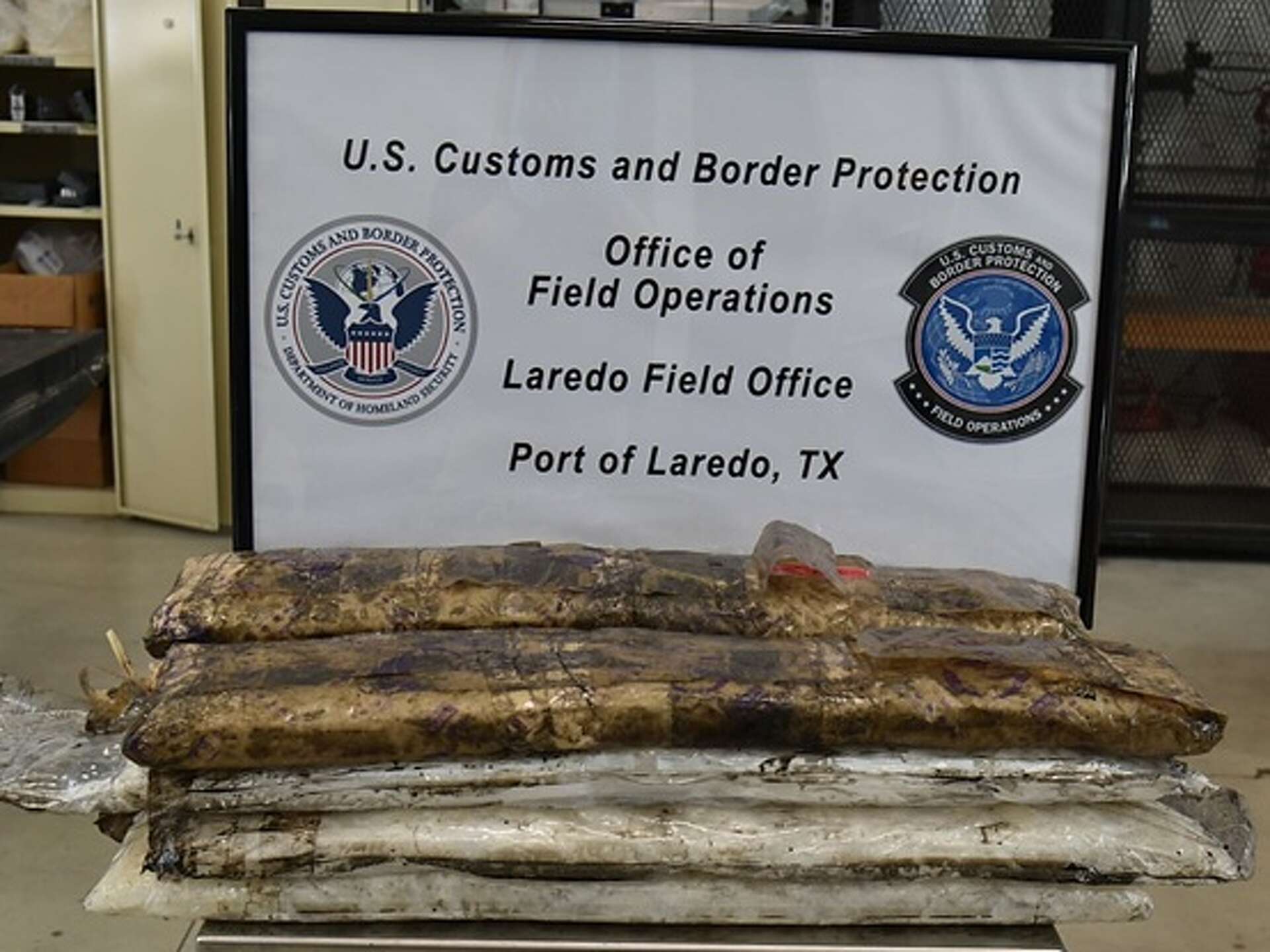Alleged smuggler of $1M in meth identified in Laredo federal court
