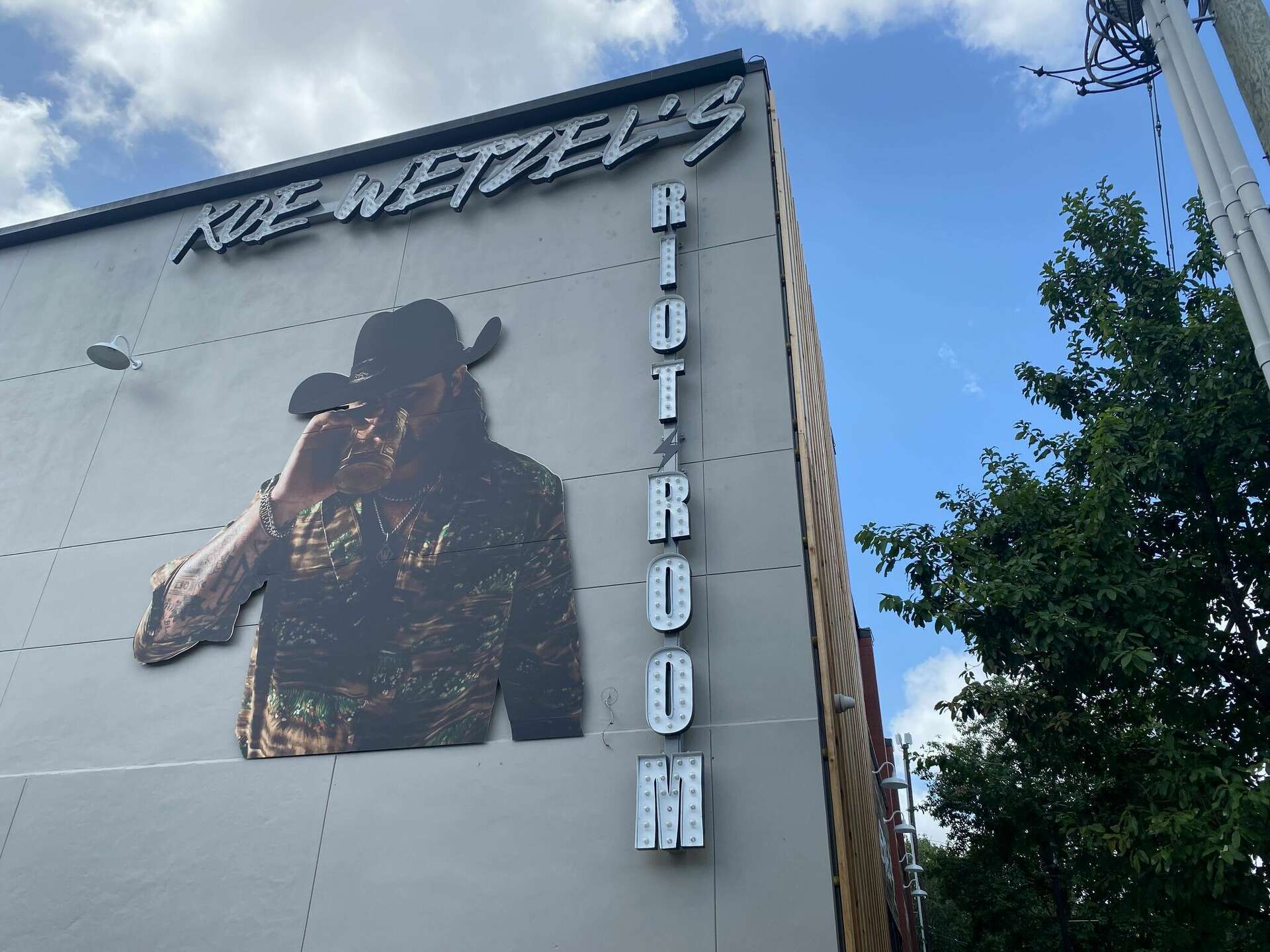 Koe Wetzel's Riot Room opening in Midtown