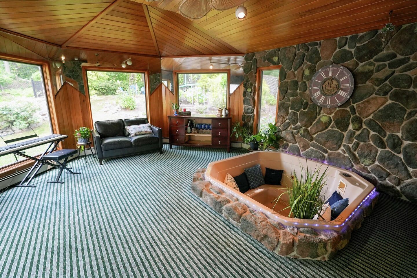 Inside the New England houses featured on 'Ugliest House in America'