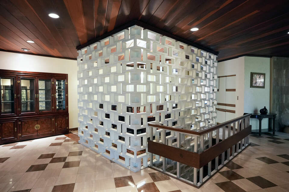 Inside the New England houses featured on 'Ugliest House in America'