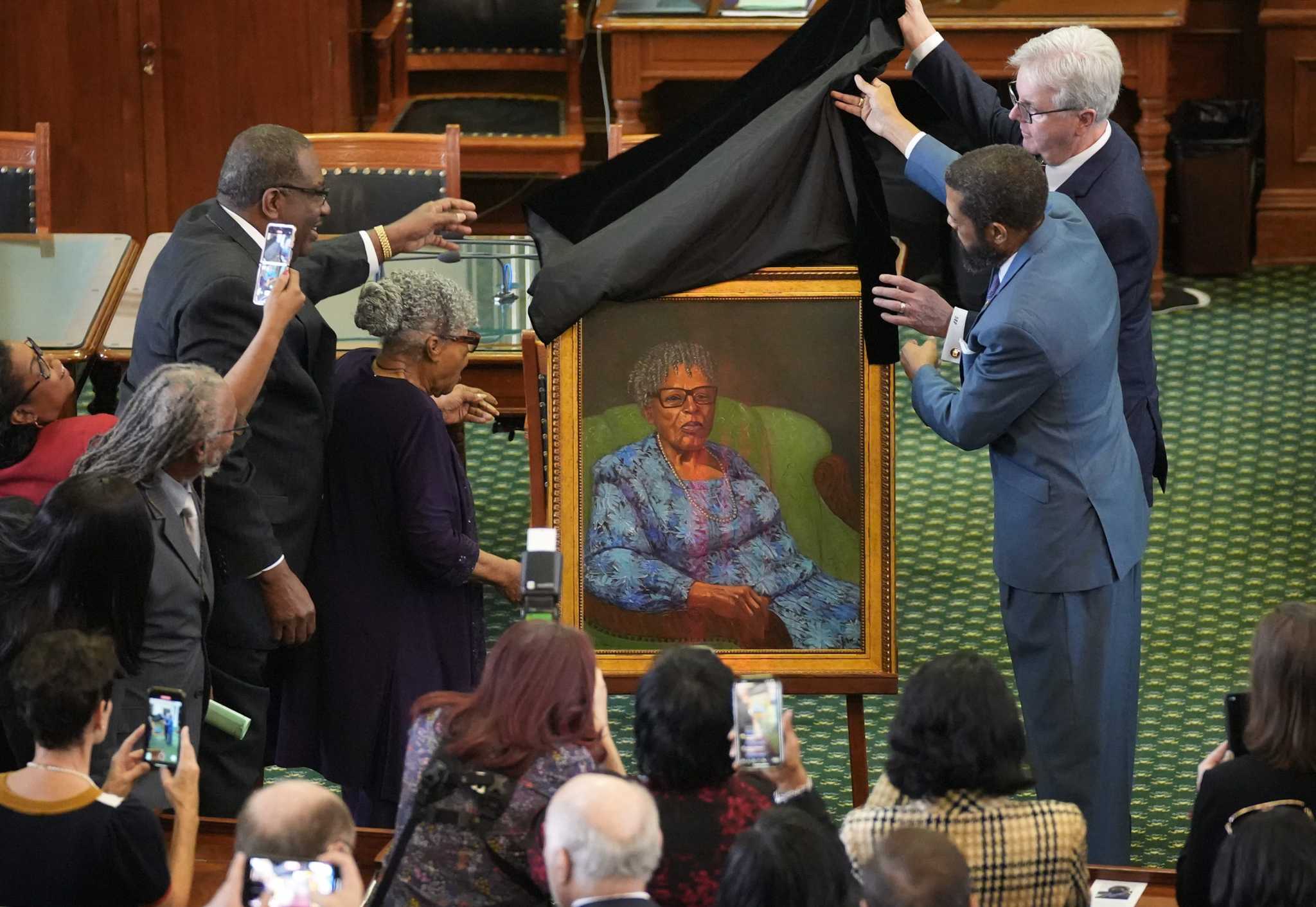 See the newly unveiled portrait of Opal Lee, grandmother of Juneteenth