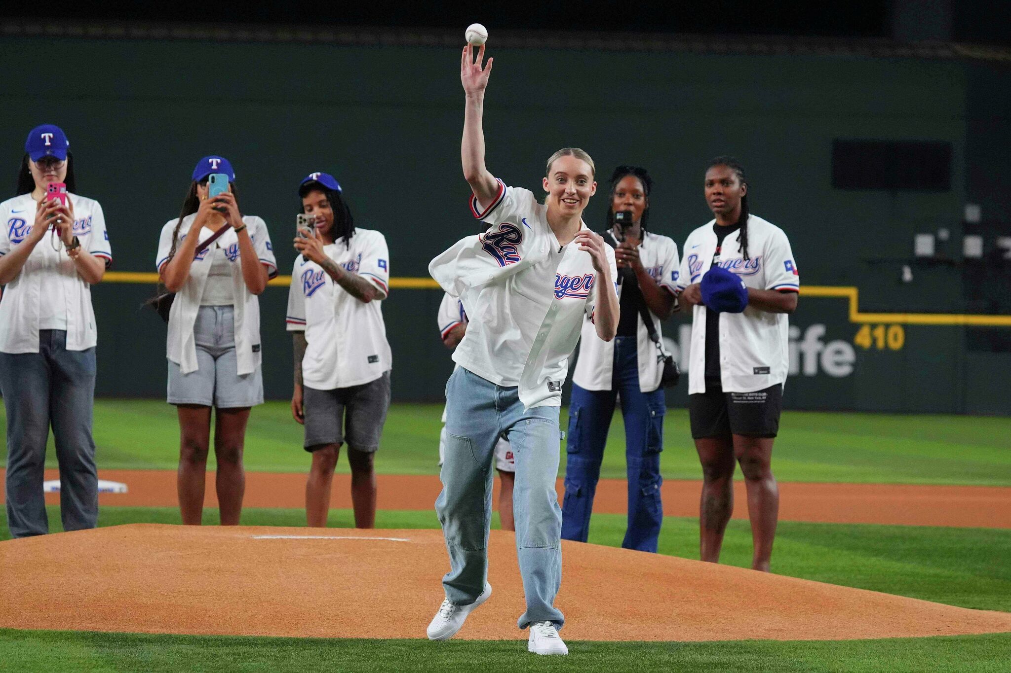 Torrington’s Tracey Thurman Motuzick honored as ‘survivor and crusader’