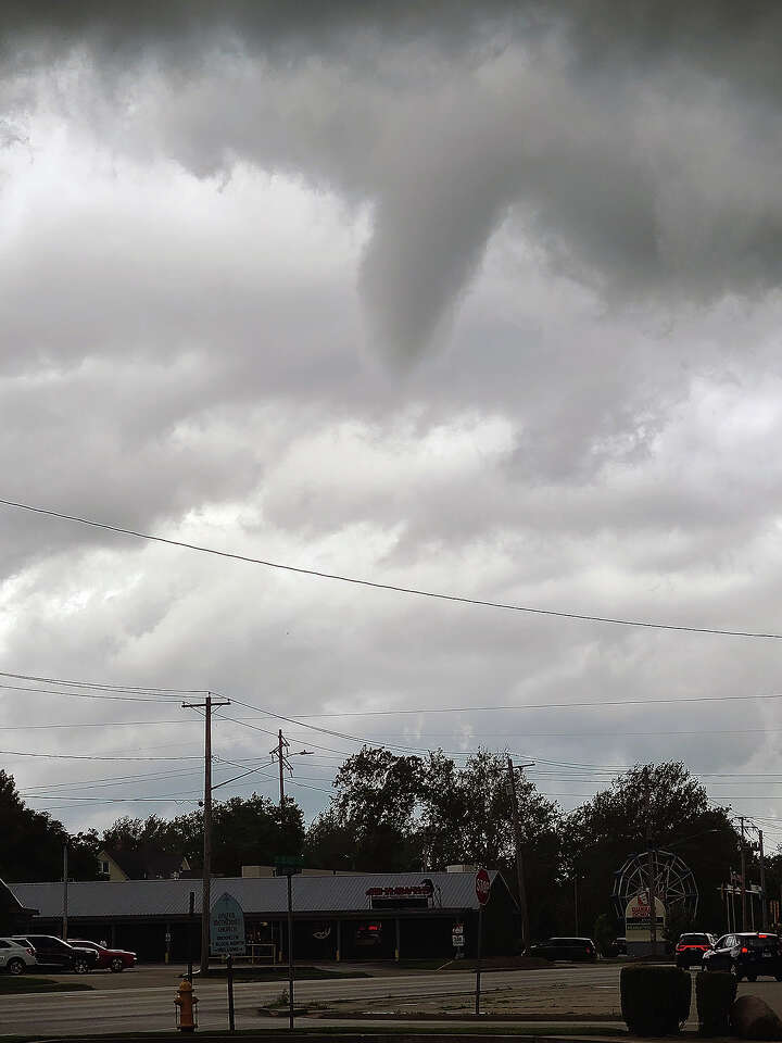 Jacksonville tornadoes confirmed, EF1 twister causes damage