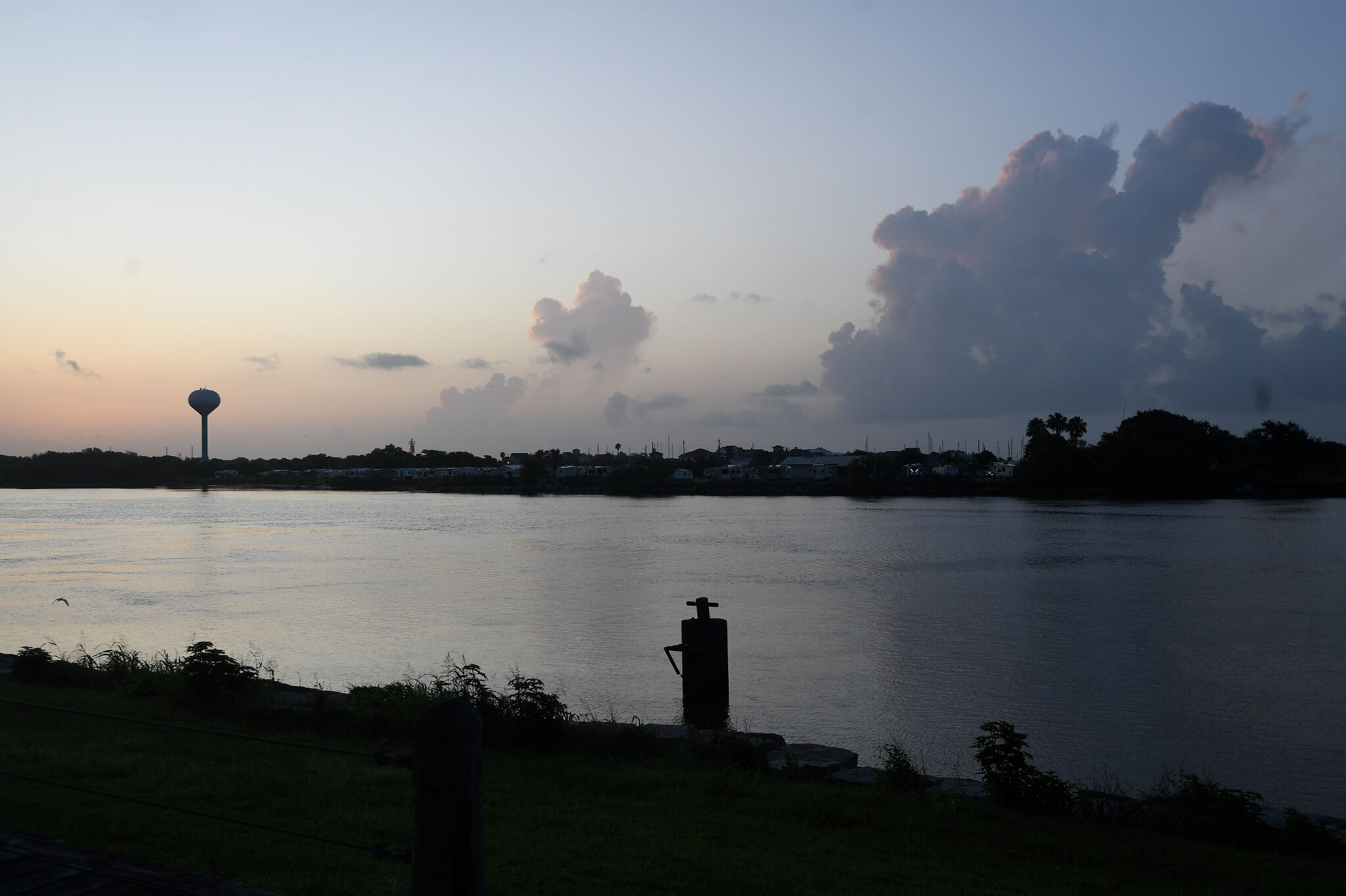 Southeast Texas sees cool start, showers later this week