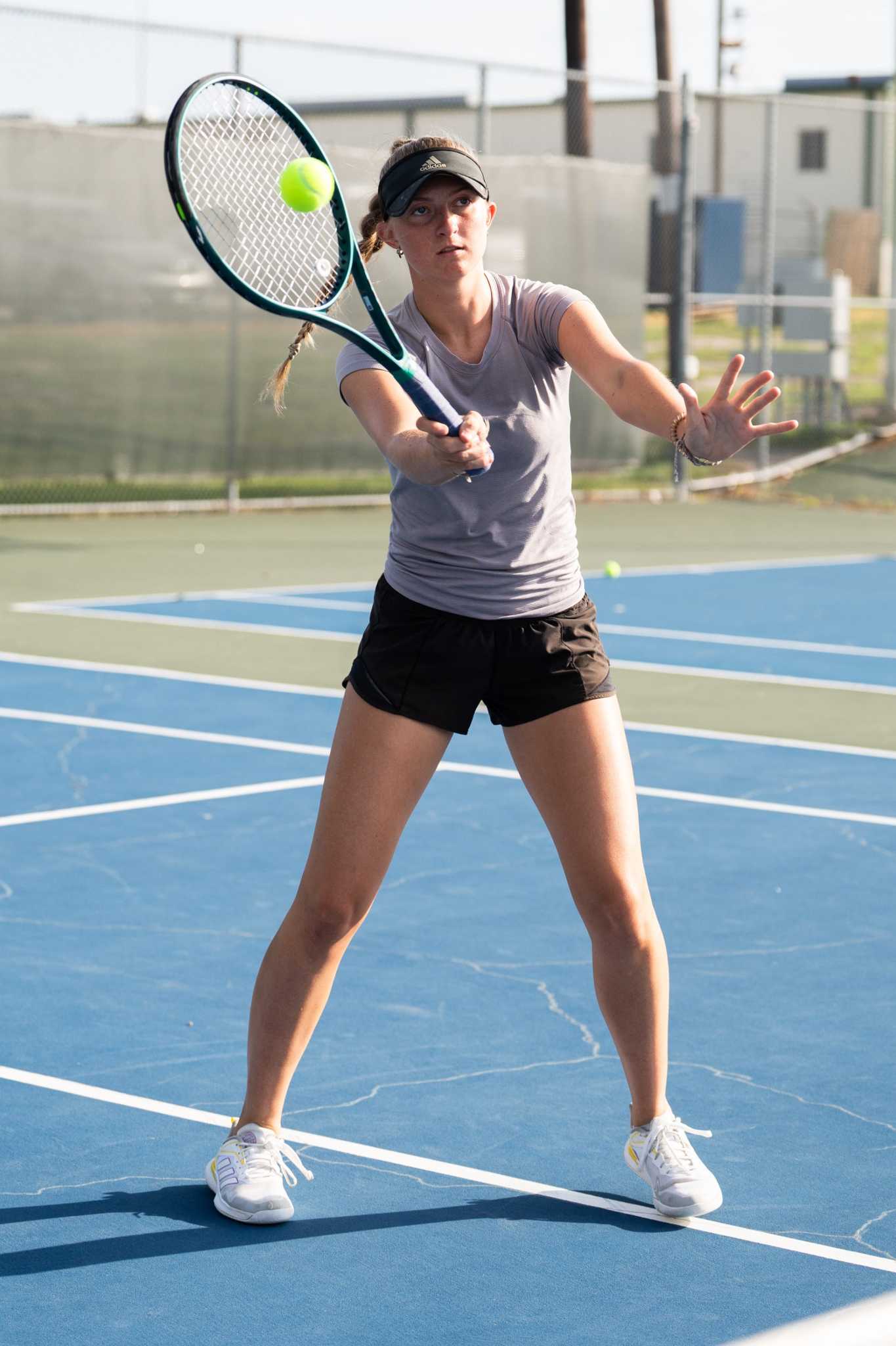 Rylee Michna can make clean sweep in 2026 tennis season